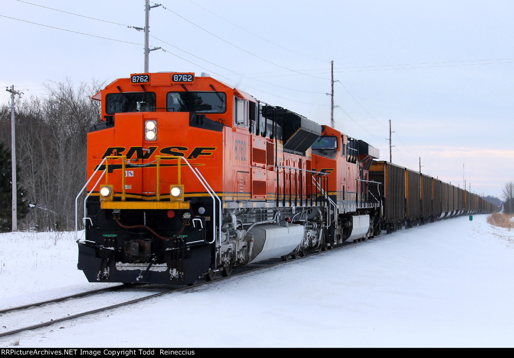 BNSF 8762